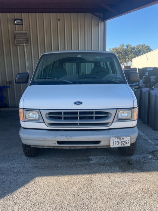 1999 Ford E-350 XL Super Duty Van for sale