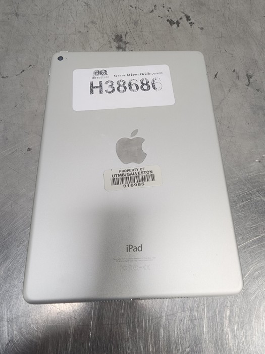 2 Apple iPads for sale