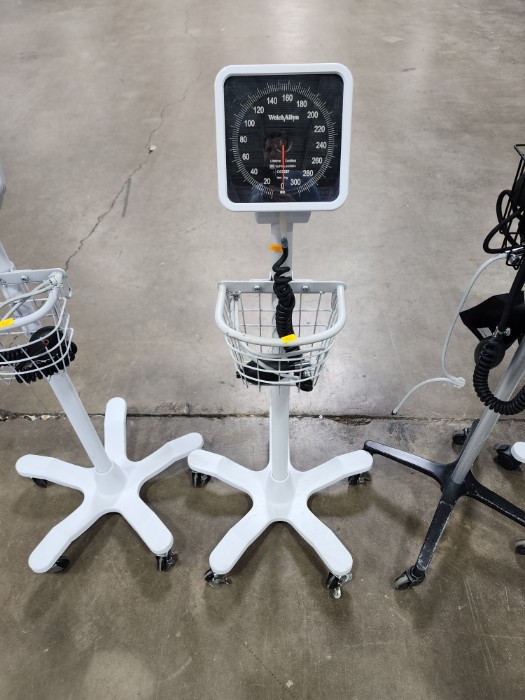 4 WelchAllyn Medical Blood Pressure Monitors/Medical Stand for sale