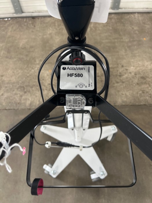 AccuVein Vein Finder HF580 Illuminator Mobile Stand AV500 Handpiece ...