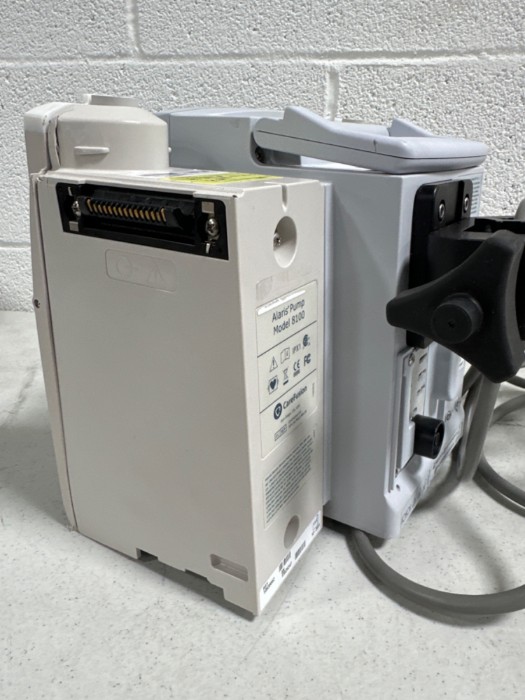 Alaris Pump Module Set with Nonvented 2 SmartSite Needle-Free Valves at ...