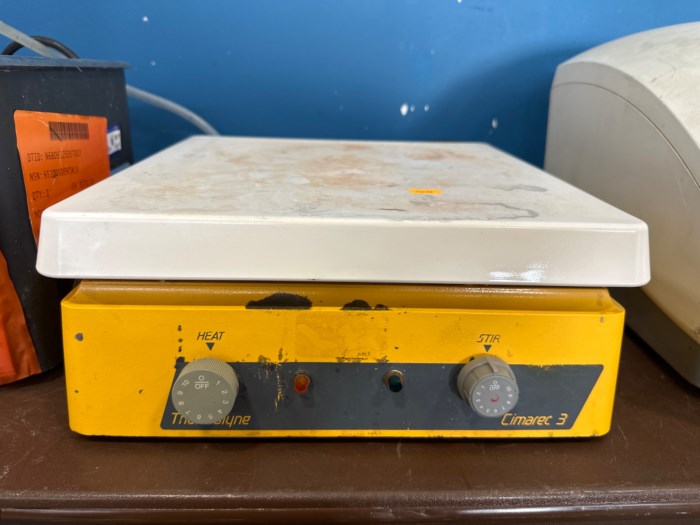 Assorted Laboratory Items including Thermolyne Cinarec 3 + QBC STAR ...