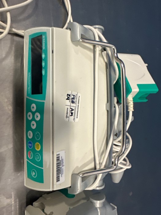 B. Braun Infusomat Space w/Pole Clamp Infusion Pump (Lot of 4) for sale