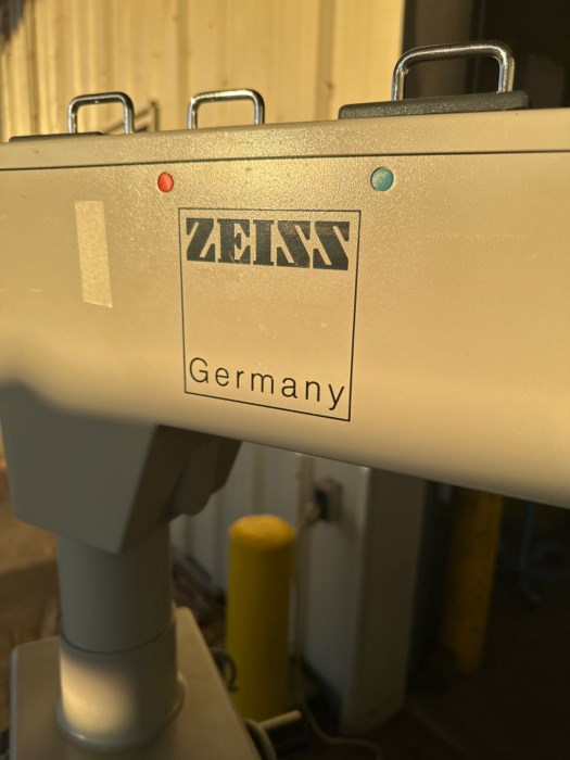 Carl Zeiss Surgical Microscope Model : Universal S3 for sale