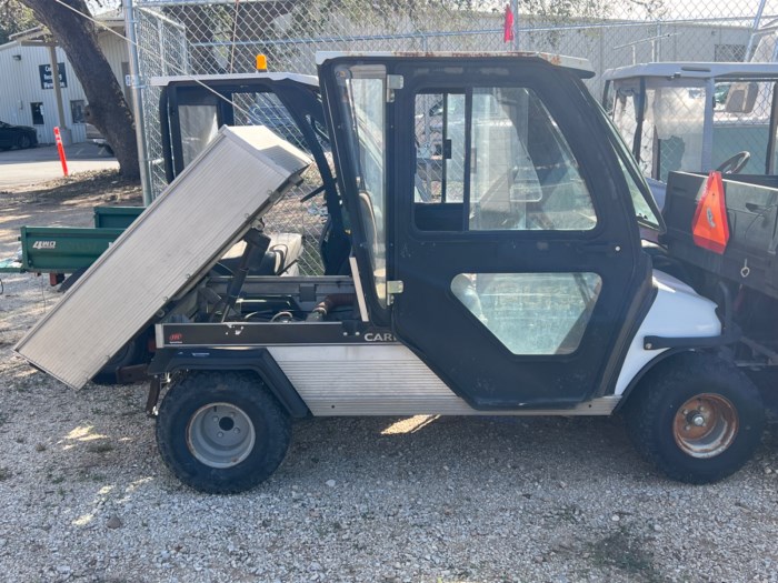 Club Car Carryall 252 Gas Utility Cart w/ Hydraulic Bucket for sale