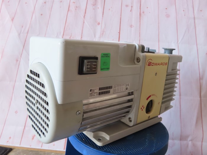 Edwards RV5 Dual Stage Rotary Vane Vacuum Pump (A653-01-903) for sale
