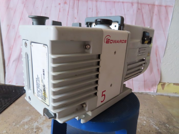 Edwards RV5 Dual Stage Rotary Vane Vacuum Pump (A653-01-903) for sale