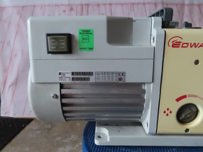Edwards RV5 Dual Stage Rotary Vane Vacuum Pump (A653-01-903) for sale