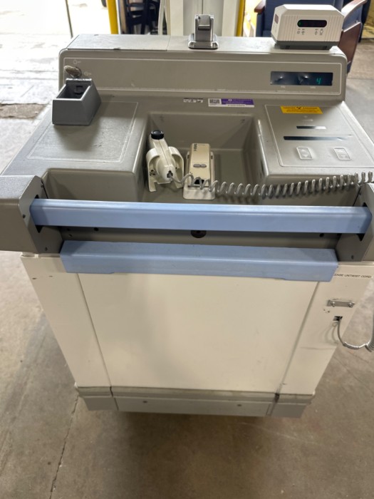 GE AMX Plus Portable X-Ray for sale