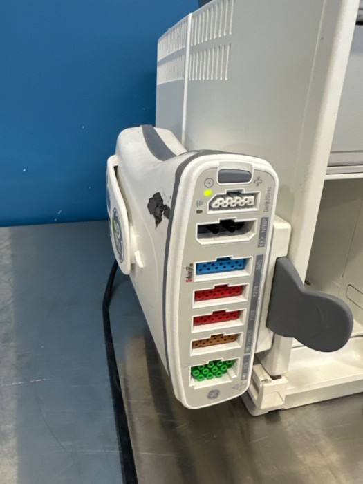 GE Healthcare Carescape B650 Patient Monitor w/ PDM Data Module for sale