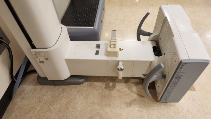 General Electric Medical Systems RAD Room for sale