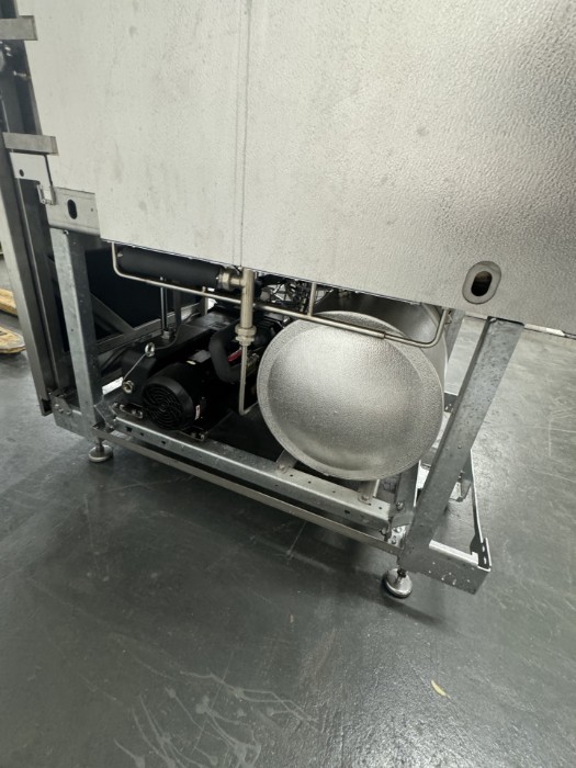 GETINGE GSS67N MODEL 6710 WITH SIDE PANEL STERILIZER ( EXCELLENT CONDITIONS) for sale