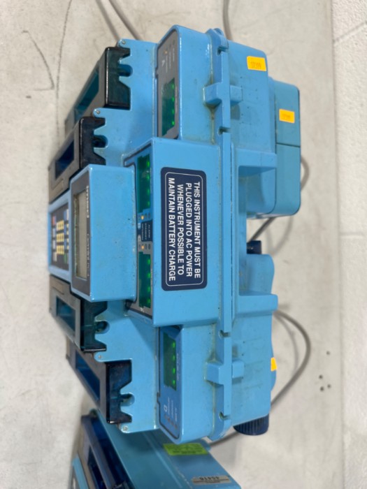 Imed Gemini PC-4 Volumetric Infusion Pump + Alaris Imed Gemini PC-2TX ...