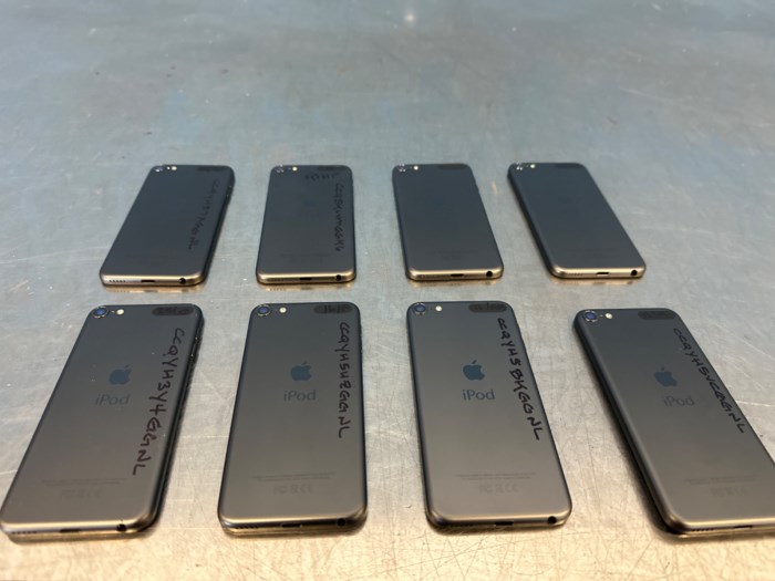 Lot of 14 iPod 6th Generation Model A1574 unknown iCloud Status for sale