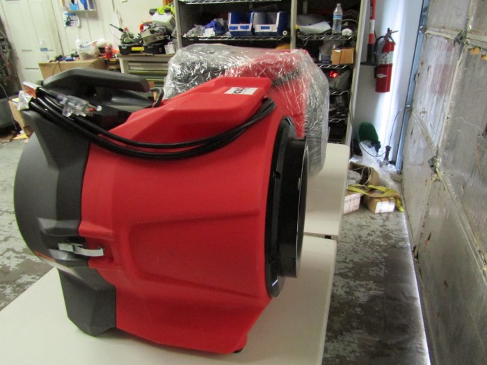 Lot of 2 Aramsco Syclone Sentry X4 HEPA Air Scrubber Model CFM400-ARM ...