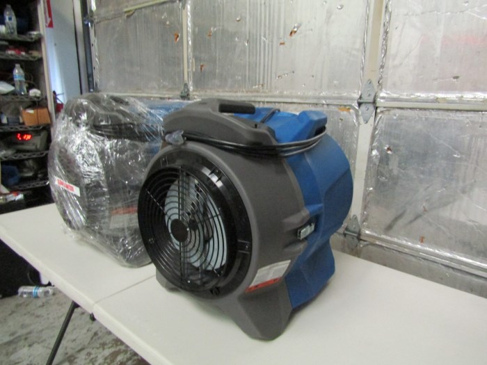 Lot of 2 Aramsco Syclone Sentry X4 HEPA Air Scrubber Model CFM400-LB ...