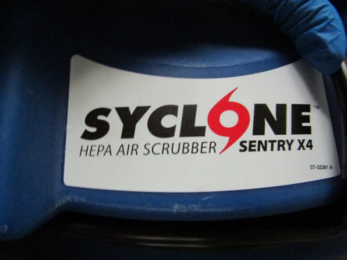 Lot of 2 Aramsco Syclone Sentry X4 HEPA Air Scrubber Model CFM400-LB ...