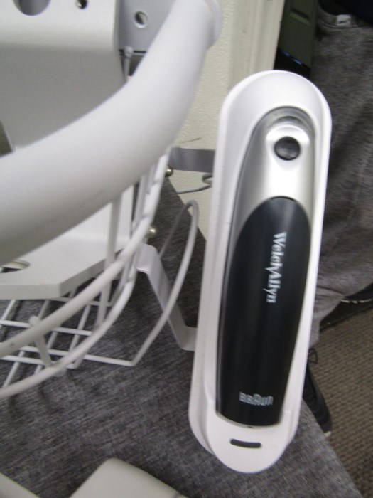 Lot of 2 Welch Allyn Vital Signs Monitor 6000 Series W/ GCX Wall Mount ...