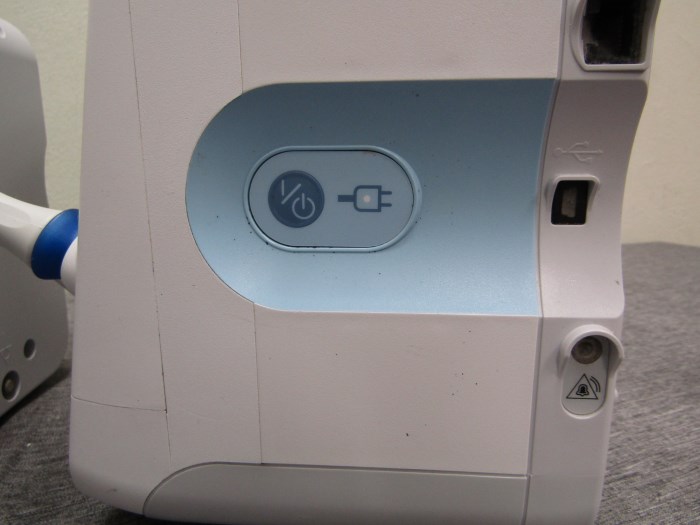 Lot of 2 Welch Allyn Vital Signs Monitor 6000 Series W/ GCX Wall Mount ...