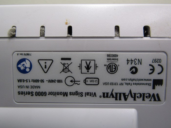 Lot of 2 Welch Allyn Vital Signs Monitor 6000 Series W/ GCX Wall Mount ...