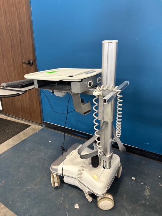 Lot of 3 Humanscale Healthcare T5 Point of care Technology cart for sale