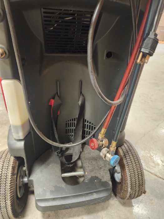 Matco Tools Refrigerant Recovery Recycling Recharging Machine for sale