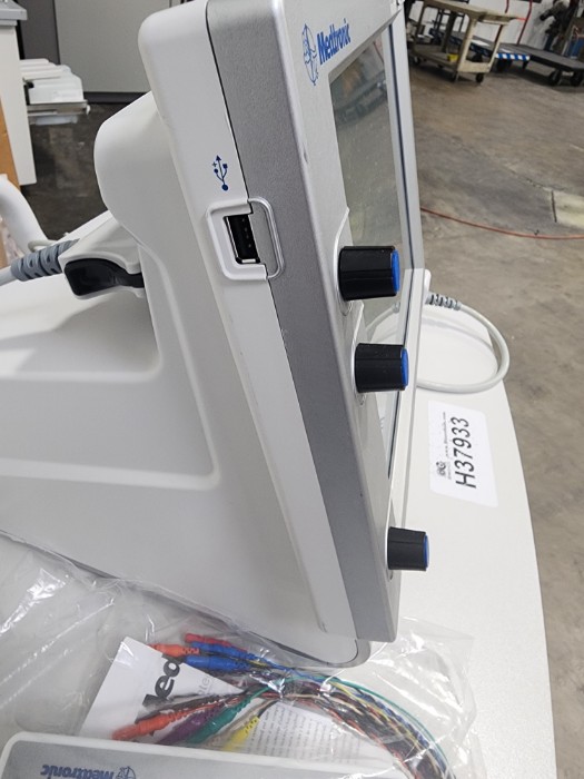 Medtronic NIM-Response 3.0 Nerve Integrity Monitor for sale