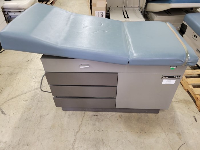 Midmark 104 Exam Table for sale
