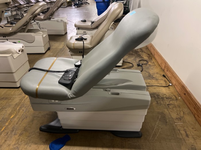 Midmark 626 Exam Bed for sale