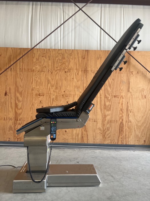 Midmark Model: 7300-001 Surgical Table for sale