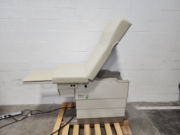 Midmark Ritter 223 Full Power Exam Table for sale