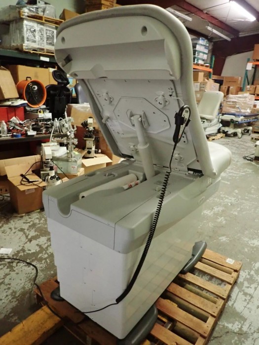 Midmark Ritter Model 626-001 Powered Exam Table w/ Hand Control ...