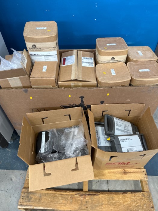 ProJet 660 Pro Printer + Assorted VisiJet PXL Core + Assorted Cleaning ...