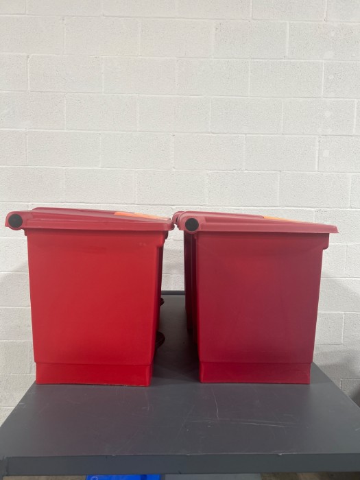 Rubbermaid BIOHAZARD Step On Receptacle, waste container (Lot of 4) for ...