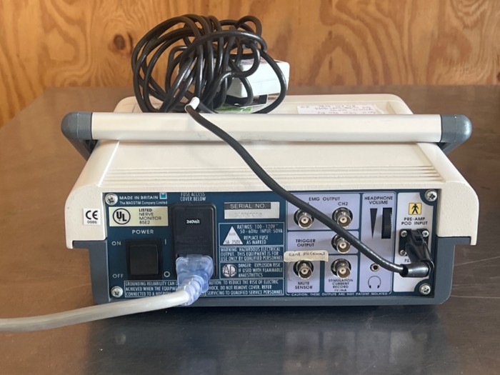Smith & Nephew Neurosign 100 Nerve Monitor w/ Pelican 1600 Case for sale