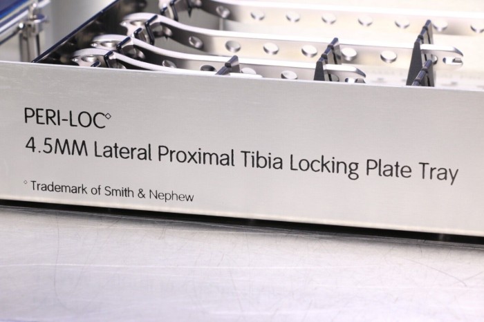 Smith & Nephew Peri-Loc 4.5MM Lateral Proximal Tibia Locking Plate Tray ...
