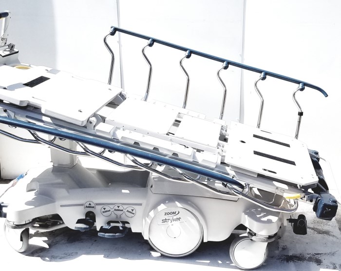 Stryker 1025 Zoom Glideaway 700 lbs Motorized Stretcher for sale