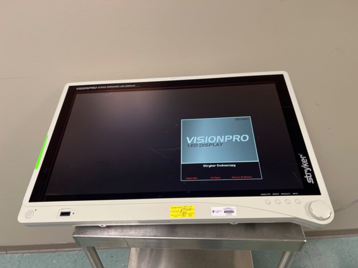 Stryker VisionPro SYNK Wireless LED Display with clear shield for sale