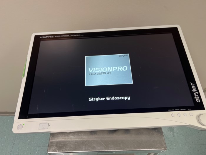 Stryker VisionPro SYNK Wireless LED Display with clear shield for sale