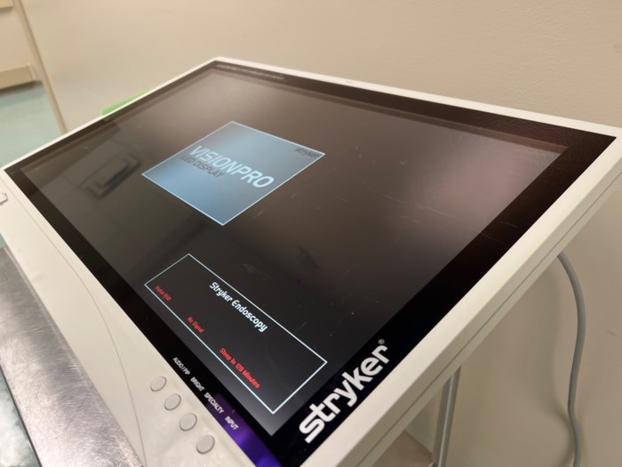 Stryker VisionPro SYNK Wireless LED Display with clear shield for sale