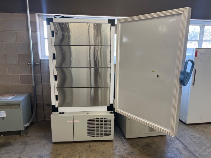 Thermo Fisher Scientific Model: TSU600A TSU Series Laboratory Freezer ...