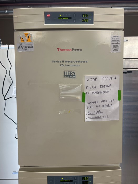 Thermo Forma Dual Stacked Series II Water Jacketed CO2 Incubator for sale