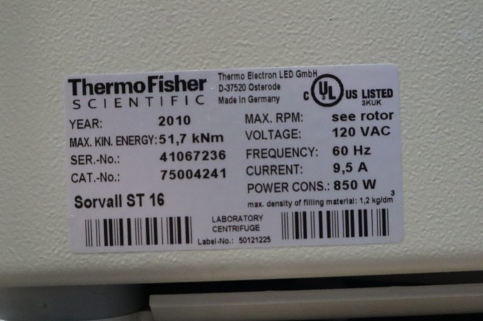 Thermo Scientific ST16 Centrifuge for sale