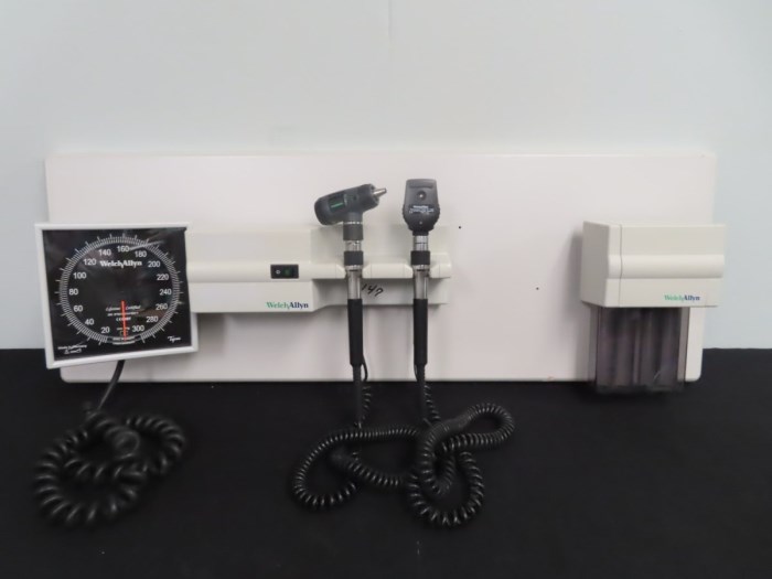 Welch Allyn 767 Integrated Diagnostic Systems and Wall Transformer Set ...