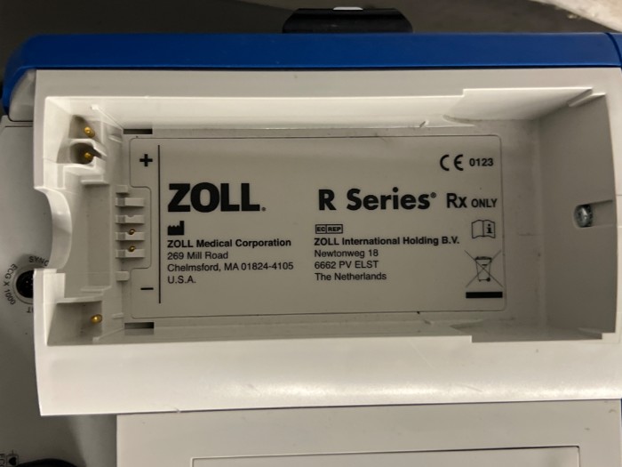 Zoll R-Series ALS Defibrillators (3) & SurePower Charger Station 4 Bay w/ Assorted Accessories ...